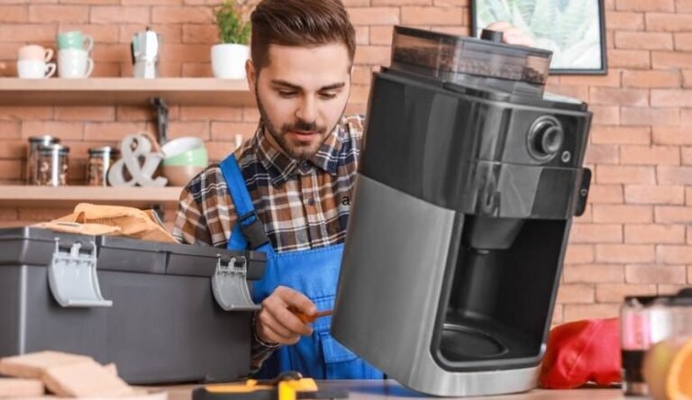 How to Fix Common Coffee Maker Problems – Tips & Solutions